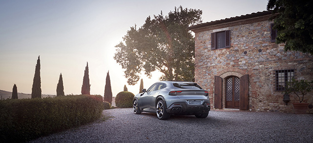 Ferrari'den bir ilk: Purosangue